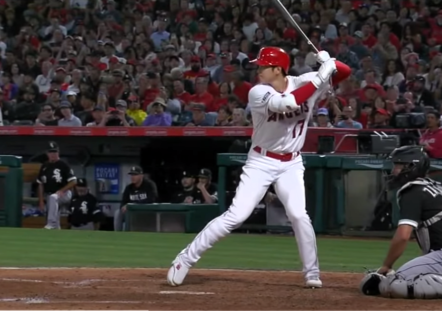Once millones mensuales y 180 mil por hora: el nuevo salario de Shohei ...