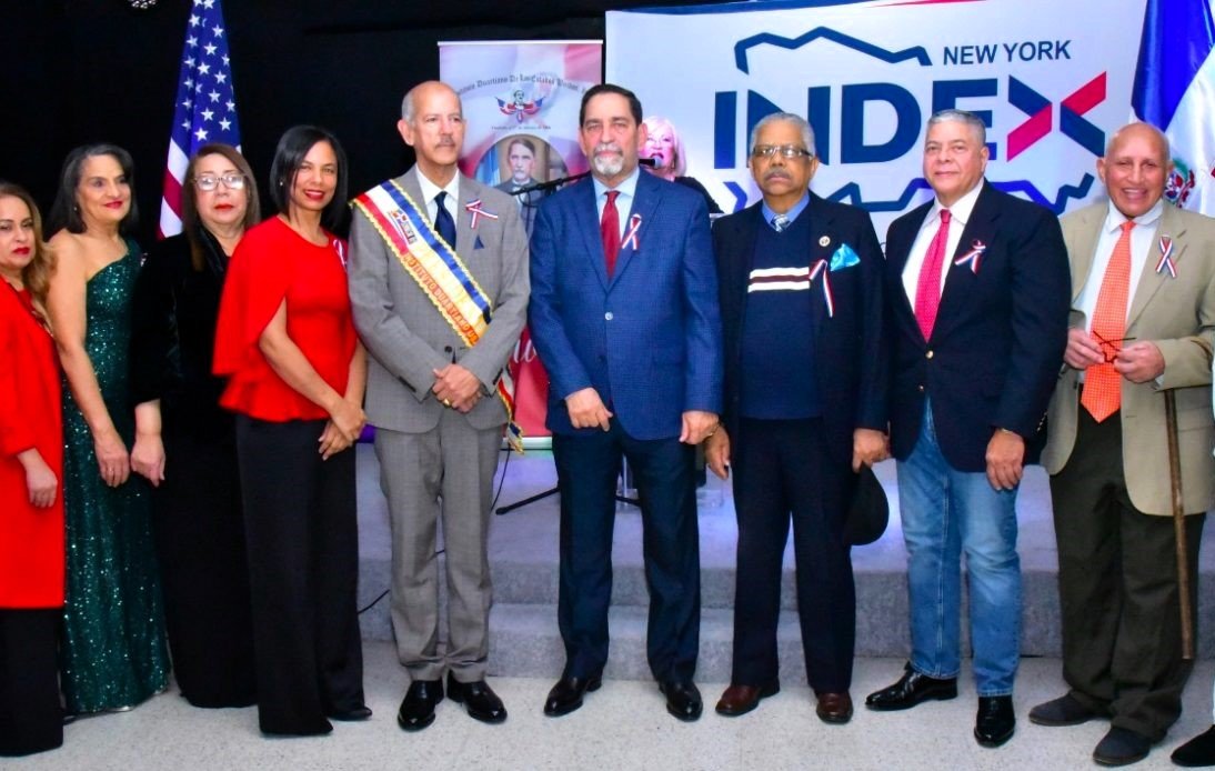 Consulado juramenta directiva del Instituto Duartiano de Estados Unidos ...